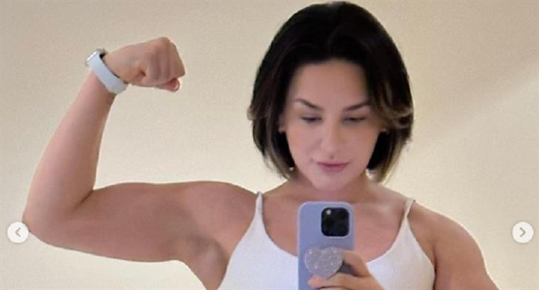 'Sua patricinha marombeira favorita': Kéfera Buchmann mostra ...